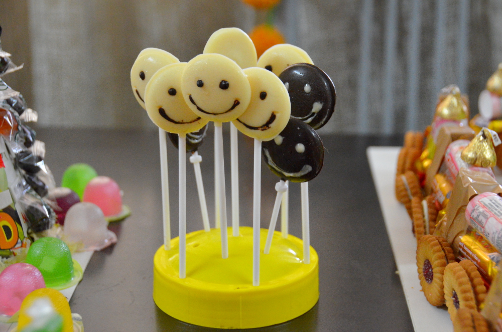 Akshara’s Candy Theme birthday party – Two Pearls and an Oyster